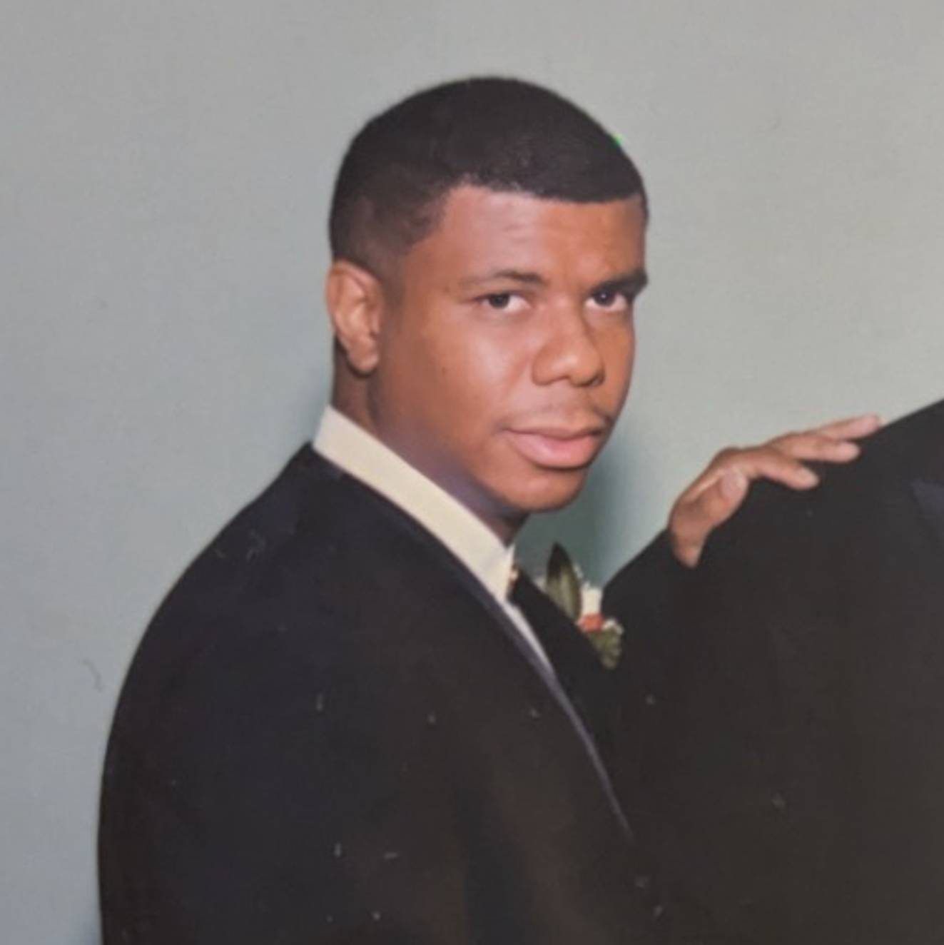 Jacqueline and James Planet Hollywood Cancun vow renewal | Destify ...